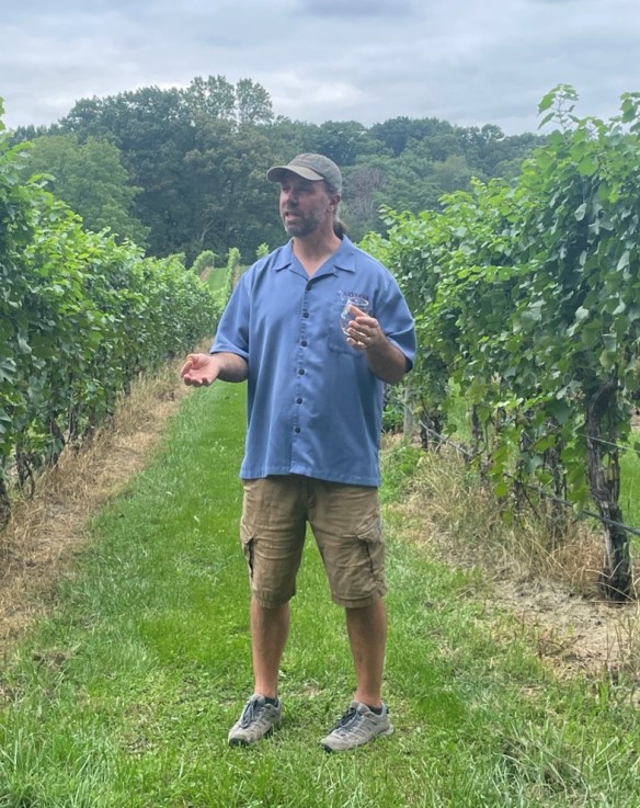 Exploring The Peak Shenandoah Wine Region | Wine Trails and Wanderlust